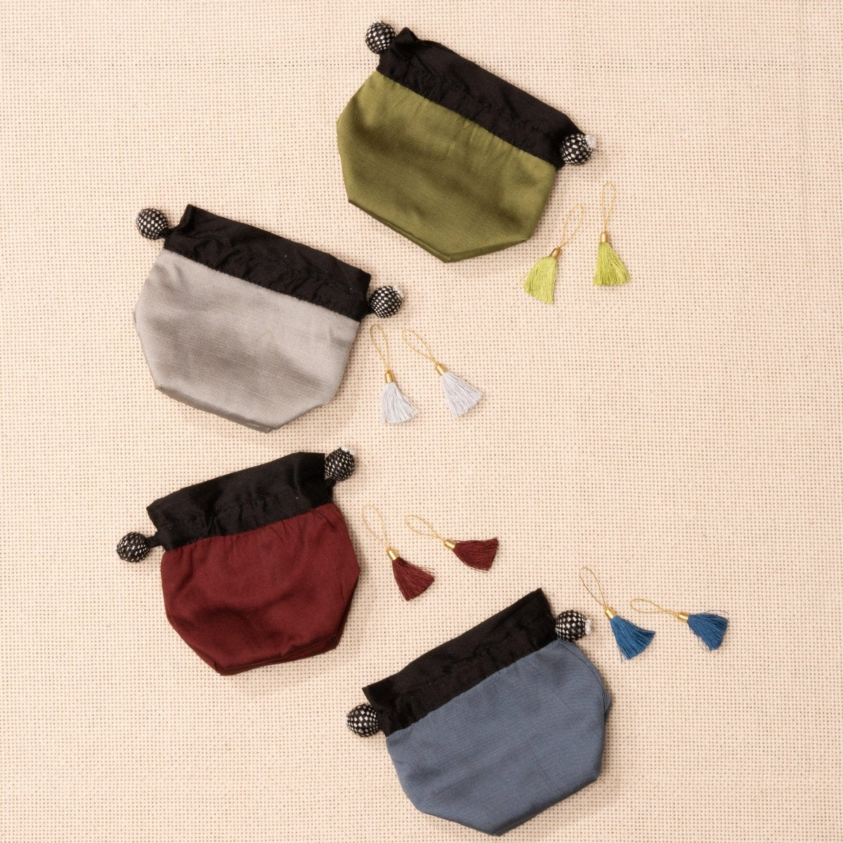 KnitPro Lantern Moon Stitch Marker Pouch – Leo Hobby Marketplace